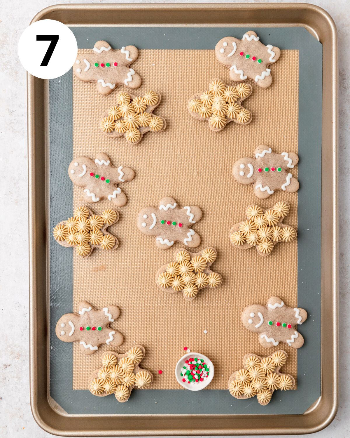 Gingerbread Macarons ~ Barley & Sage