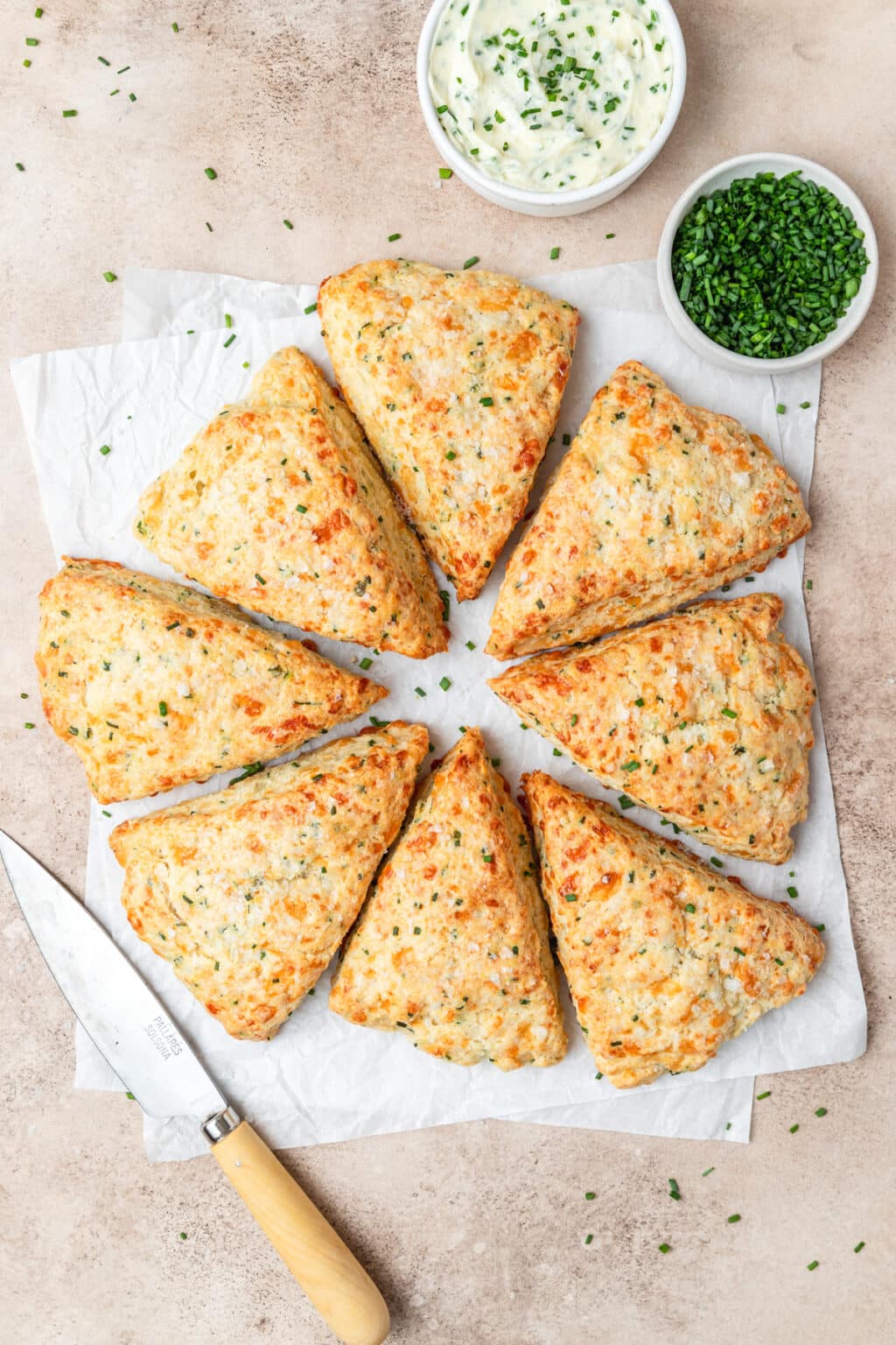 Cheddar Chive Scones ~ Barley & Sage